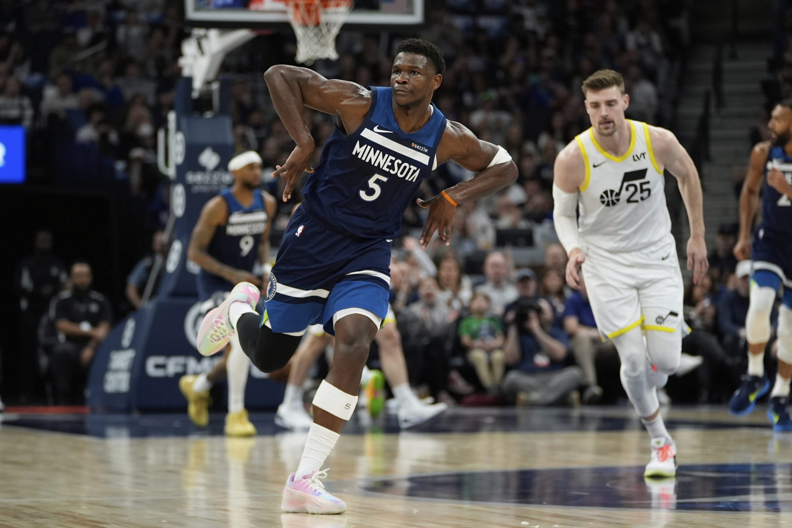 NBA: Timberwolves claim sixth seed in West by beating Jazz