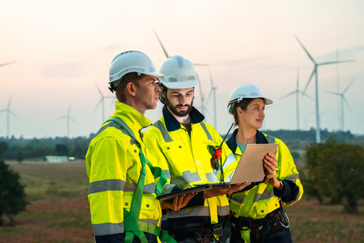 IL hopes to continue clean energy boom with new bill