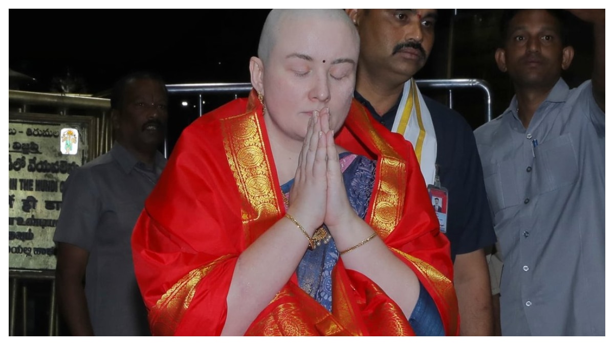 Pawan Kalyan’s Wife Anna Lezhneva Offers Hair At Tirumala After Son ...