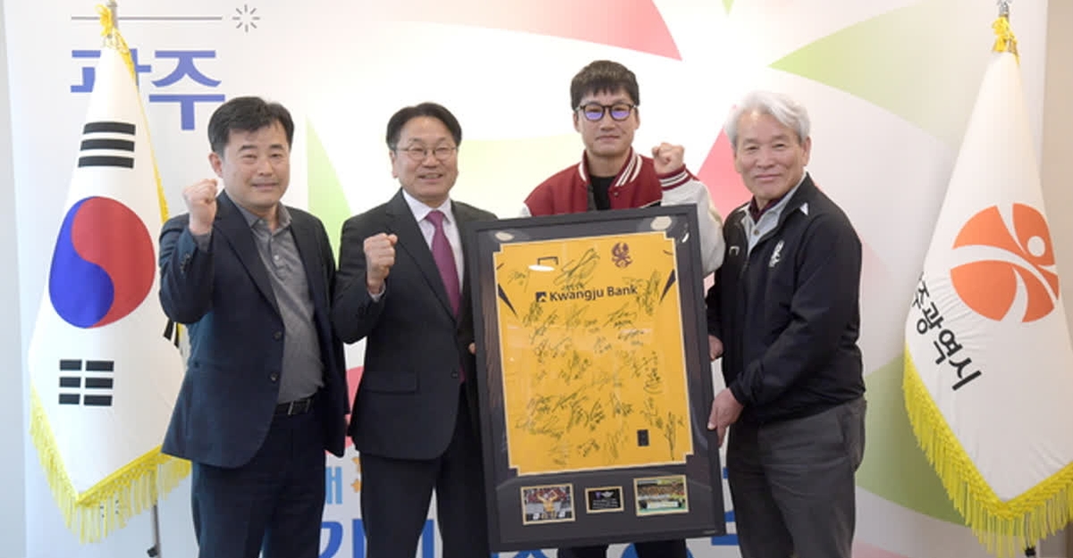 “ACLE 4강 간다”…광주FC 선수들, 선전 다짐