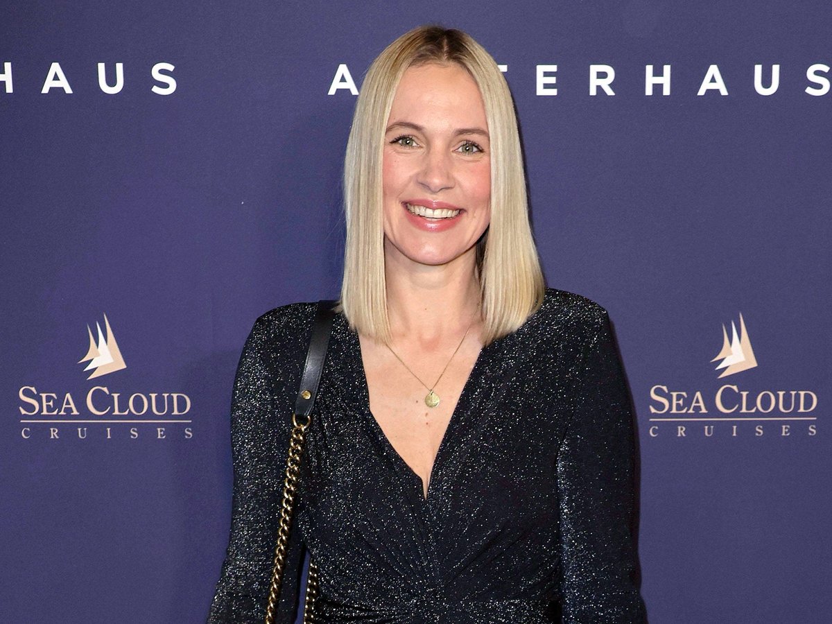 "Baby Nr. 4 ist unterwegs": Svenja Holtmann ist wieder schwanger