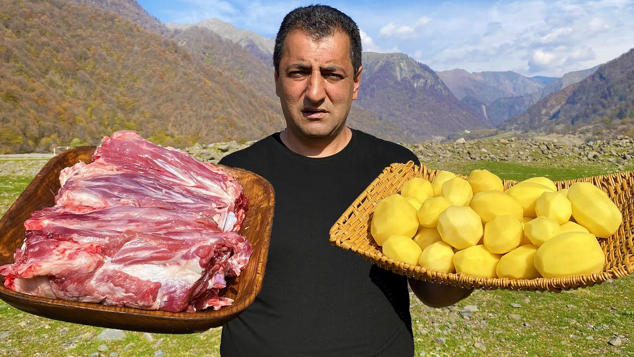 Cauldron cooking: Goat meat and potatoes recipe