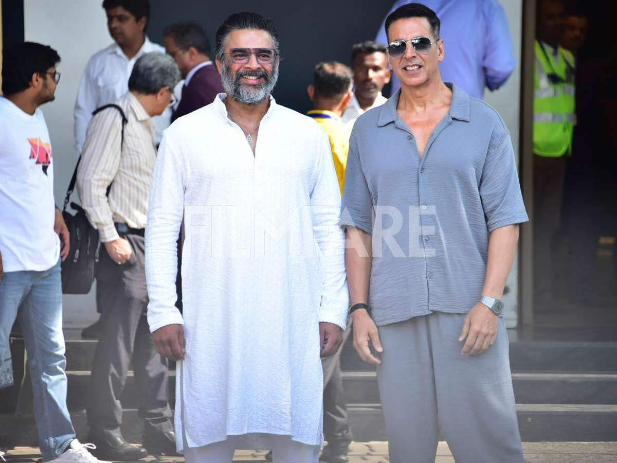 Pictures: Akshay Kumar, R Madhavan & Ananya Panday head to Amritsar ...