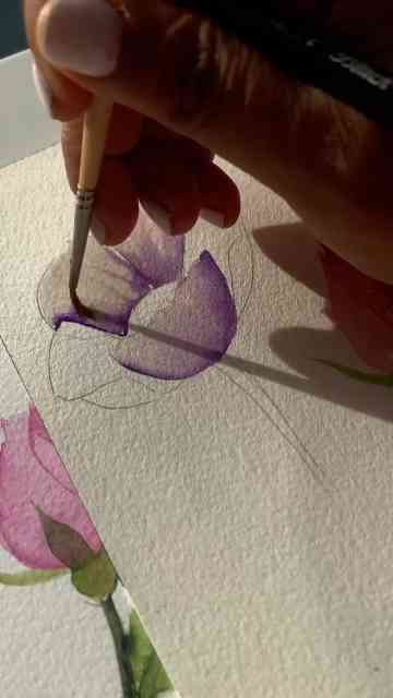 Want to learn how to paint wispy florals