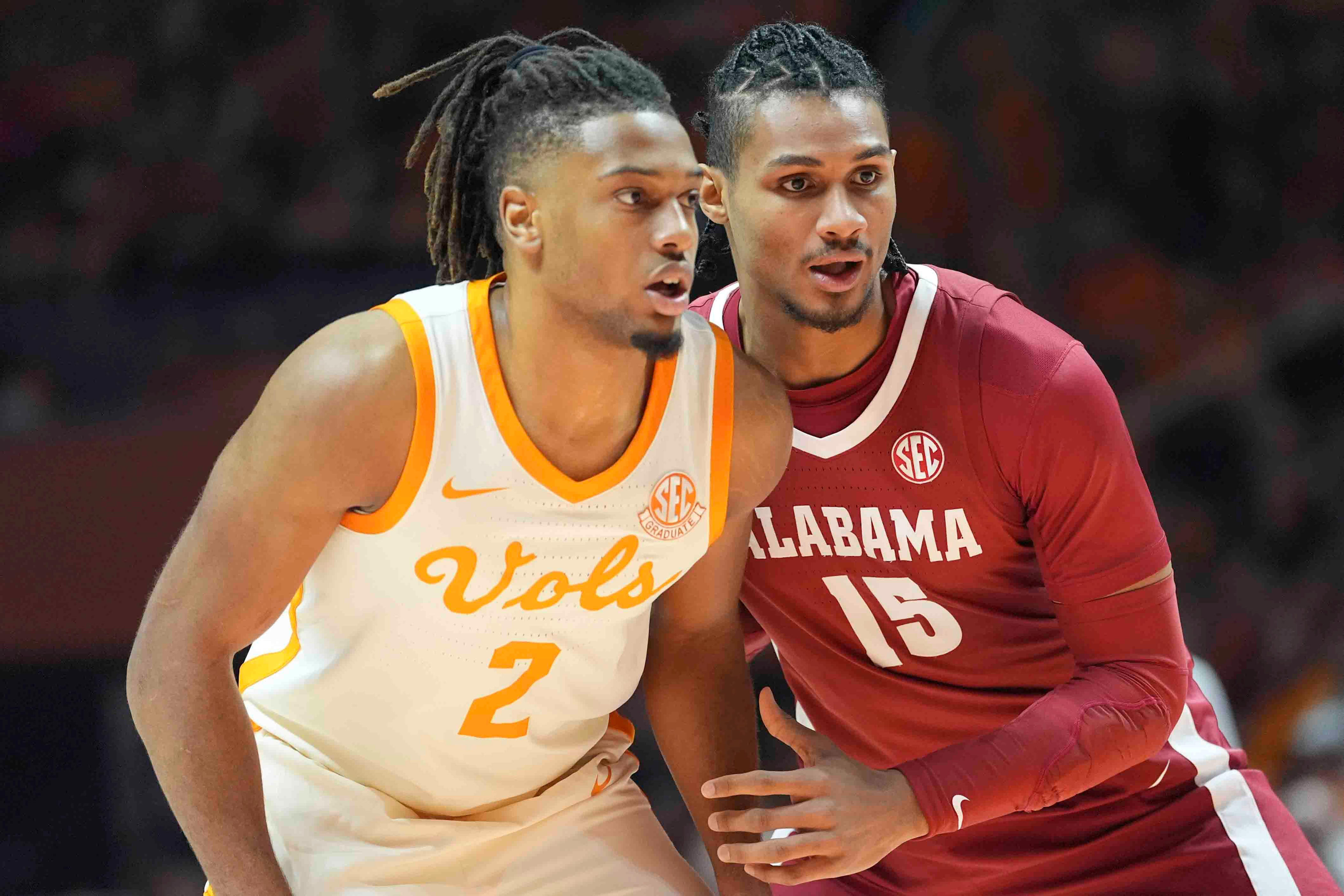 Former Alabama forward commits to Hubert Davis, UNC basketball