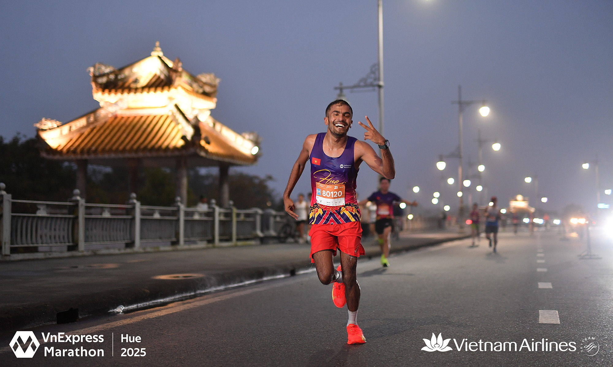 Hue marathon wins praise from international runners for cultural perks ...