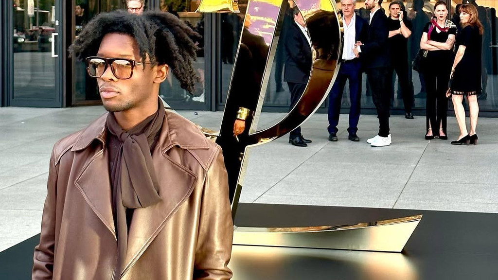 Singer d4vd takes a tumble at Coachella