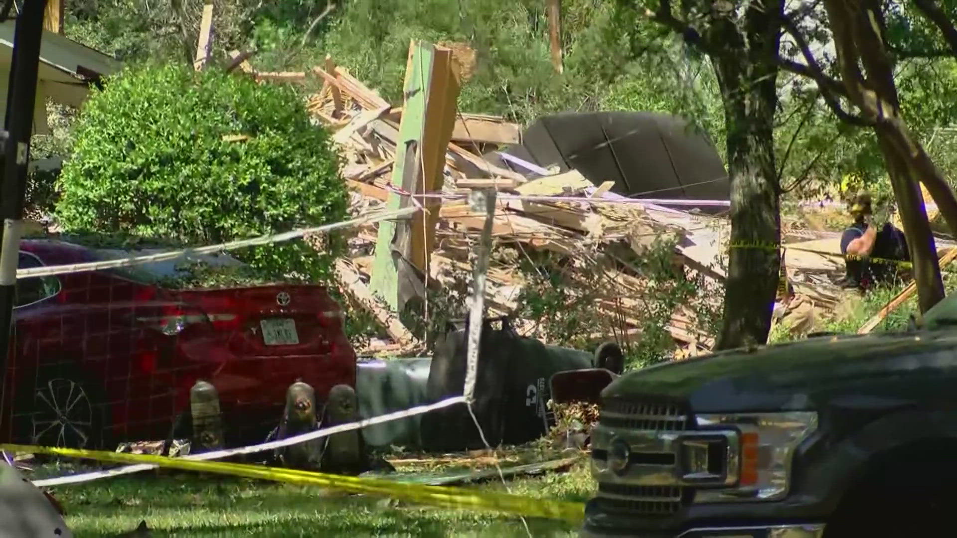 Home explodes in Austin, injuring 6
