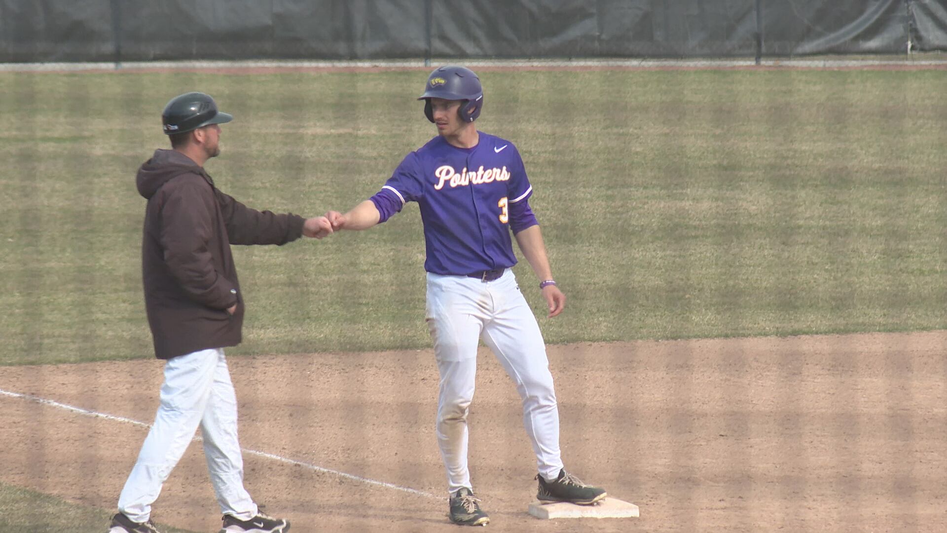 HIGHLIGHTS: UWSP baseball sweeps UW-Stout in twin bill