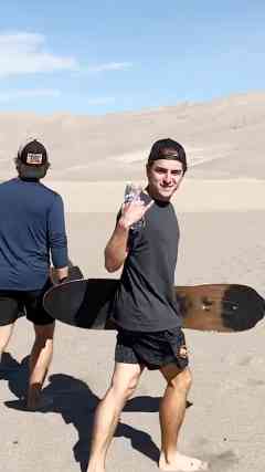 Strangers Tell Me Where to Travel