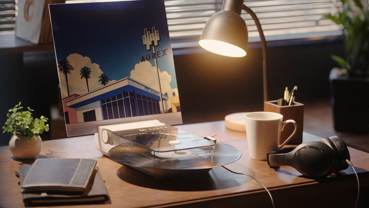 Audio-Technica's “perfectly charming” Sound Burger portable turntable ...