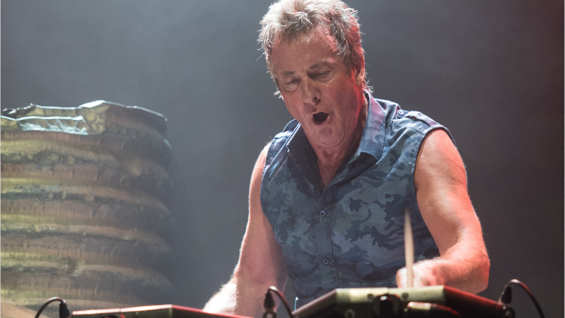 Midnight Oil drummer Rob Hirst reveals cancer diagnosis