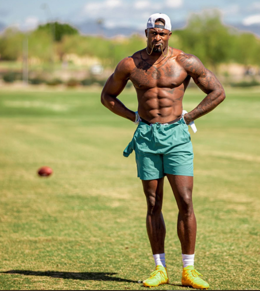 How did Donald Trump end up in a viral NFL debate with DK Metcalf?