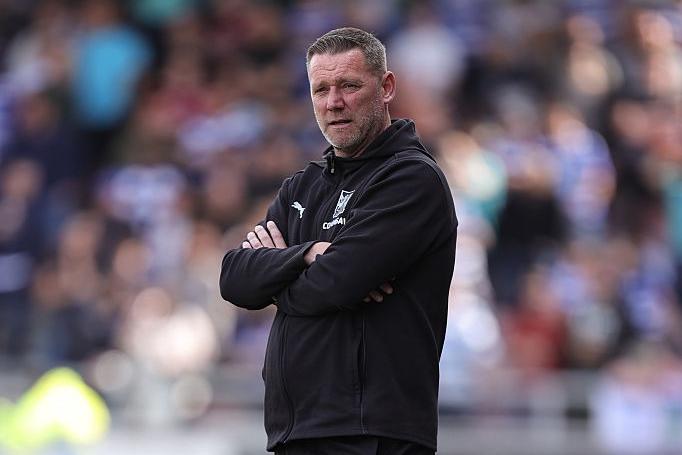 Kevin Nolan unhappy with Nesta Guinness-Walker red card and other ...