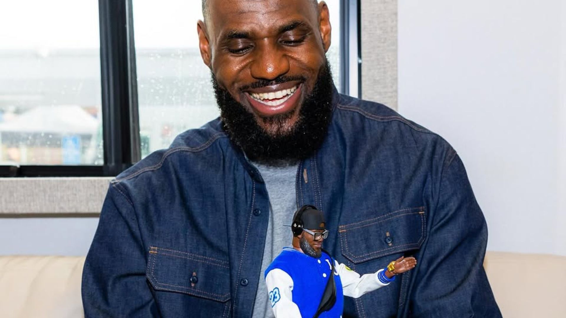 Este atleta mundialmente famoso se convierte en la primera Barbie ...