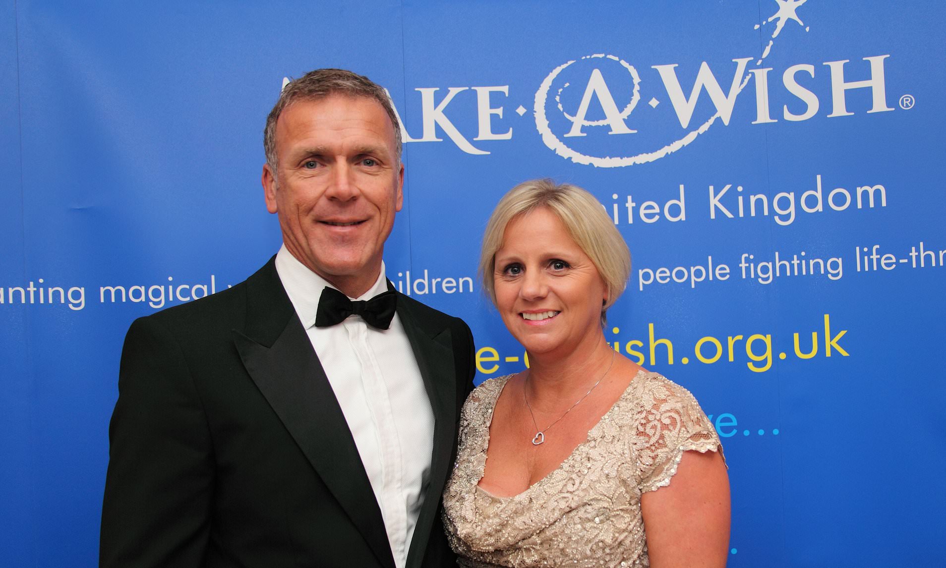 England cricket legend Alec Stewart's wife dies following 12-year ...