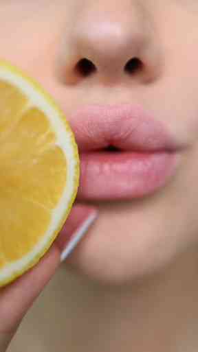 Vampire Lips Makeup Tutorial and Trends