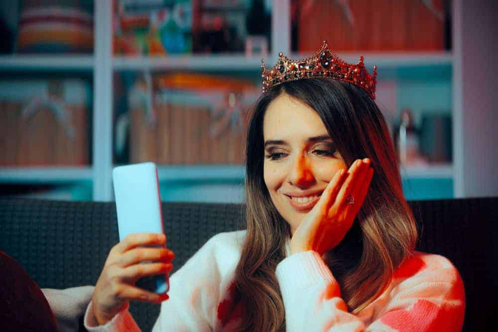 The 7 most common phrases of self-centered people – expose what they ...