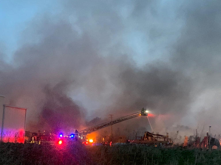 GIANT FIRE At Joliet's Rovanco Piping Systems: Photos, Videos