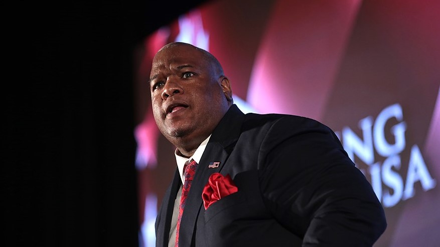 Trump’s Spiritual Advisor Reverses Course on Ukraine, Calls Russia ...