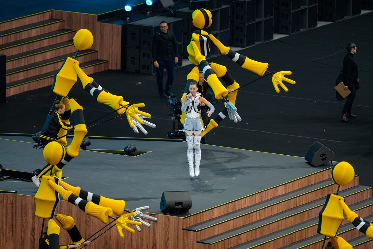 What time is the Blue Origin launch? Katy Perry to fly into space with ...