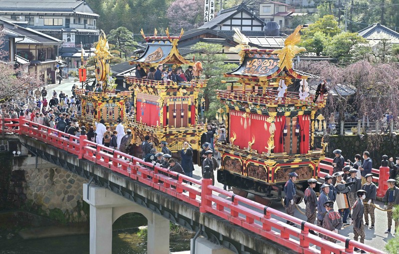 All 12 floats gather for central Japan's Spring Takayama Festival for ...