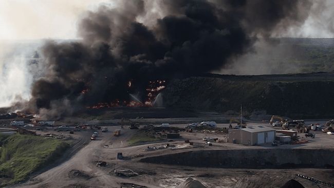 Texas Fire Burning 'Mountain' of Dirt and Tires Could Last Days