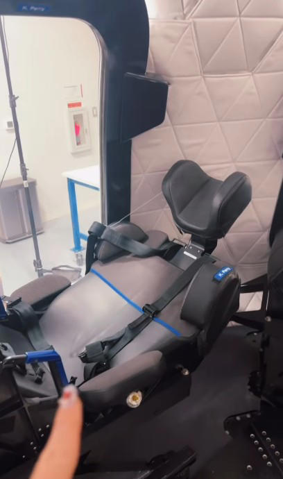 Katy Perry gives fans rare look inside Blue Origin rocket hours before ...