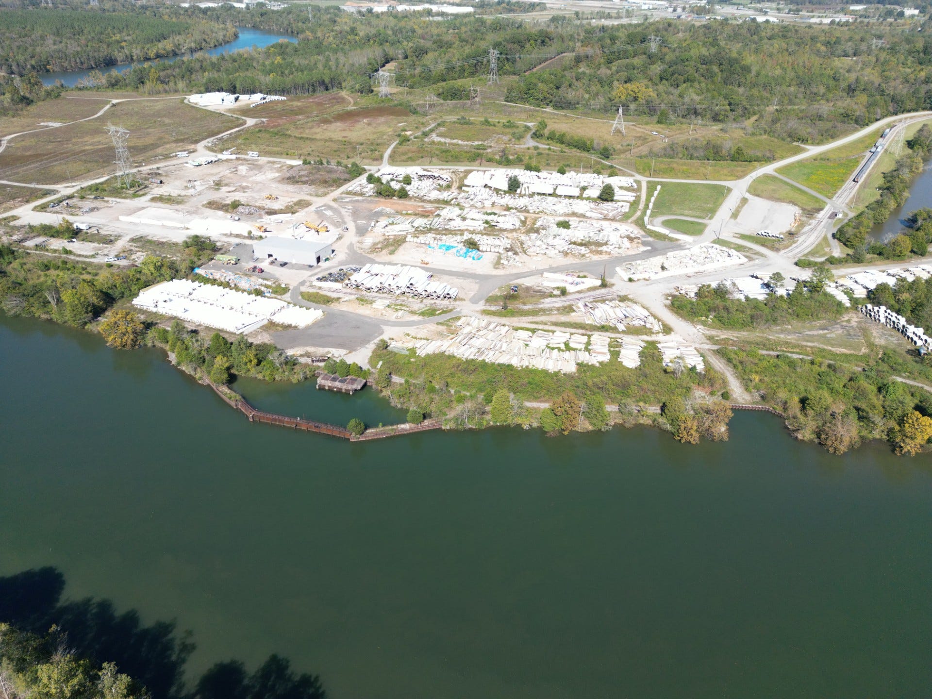 Oak Ridge Council to vote on rezoning land where wind turbine blades ...