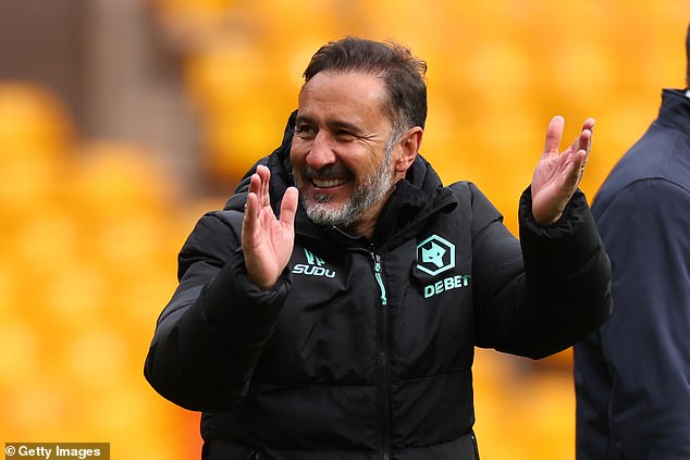 Wolves manager Vitor Pereira enjoys a night out at local £1.99-a-pint ...