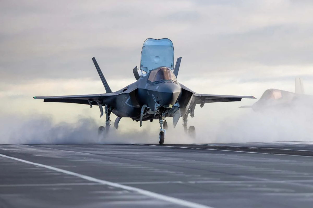 "Engineering issue" on HMS Prince of Wales F-35B fighter jet finally ...