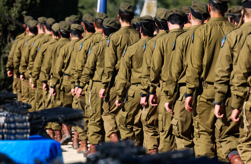 Thousands of IDF elite intel program grads call for war's end, return ...