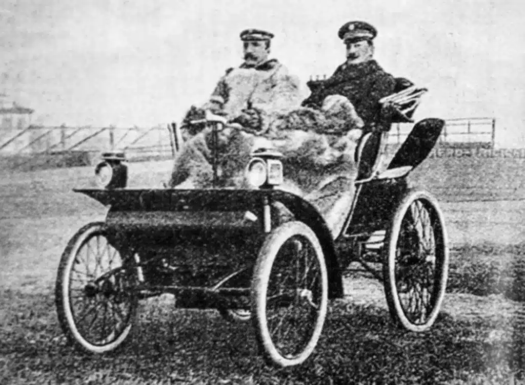 Michele Lanza e la prima automobile italiana con “quattro ruote”