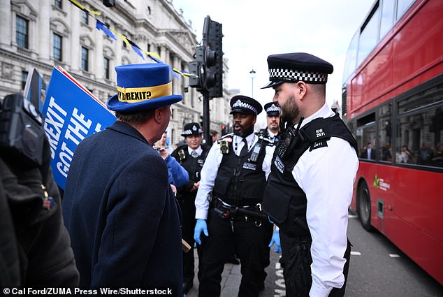 'Stop Brexit Man' Steve Bray cleared of flouting police ban