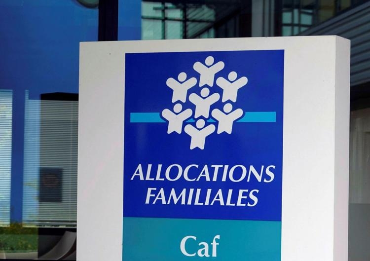 CAF : les bénéficiaires du RSA doivent-ils déclarer les dons de leurs parents
