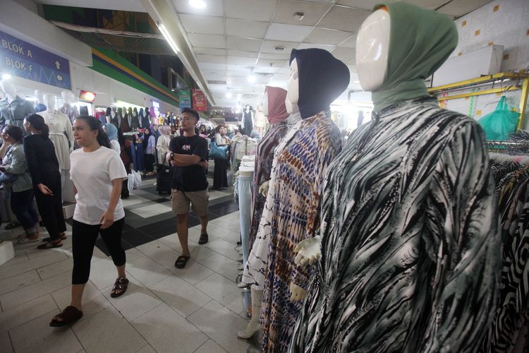 Viral, Baru Kali Pertama ke Tanah Abang, Wanita Ini Kaget Dipalak ...