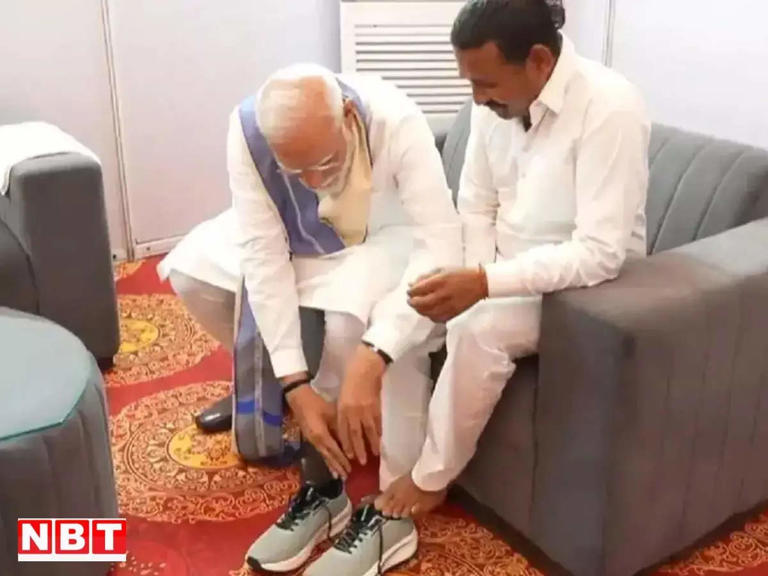 PM Modi fulfils barefoot admirer's 14-year pledge in Yamunanagar, helps ...