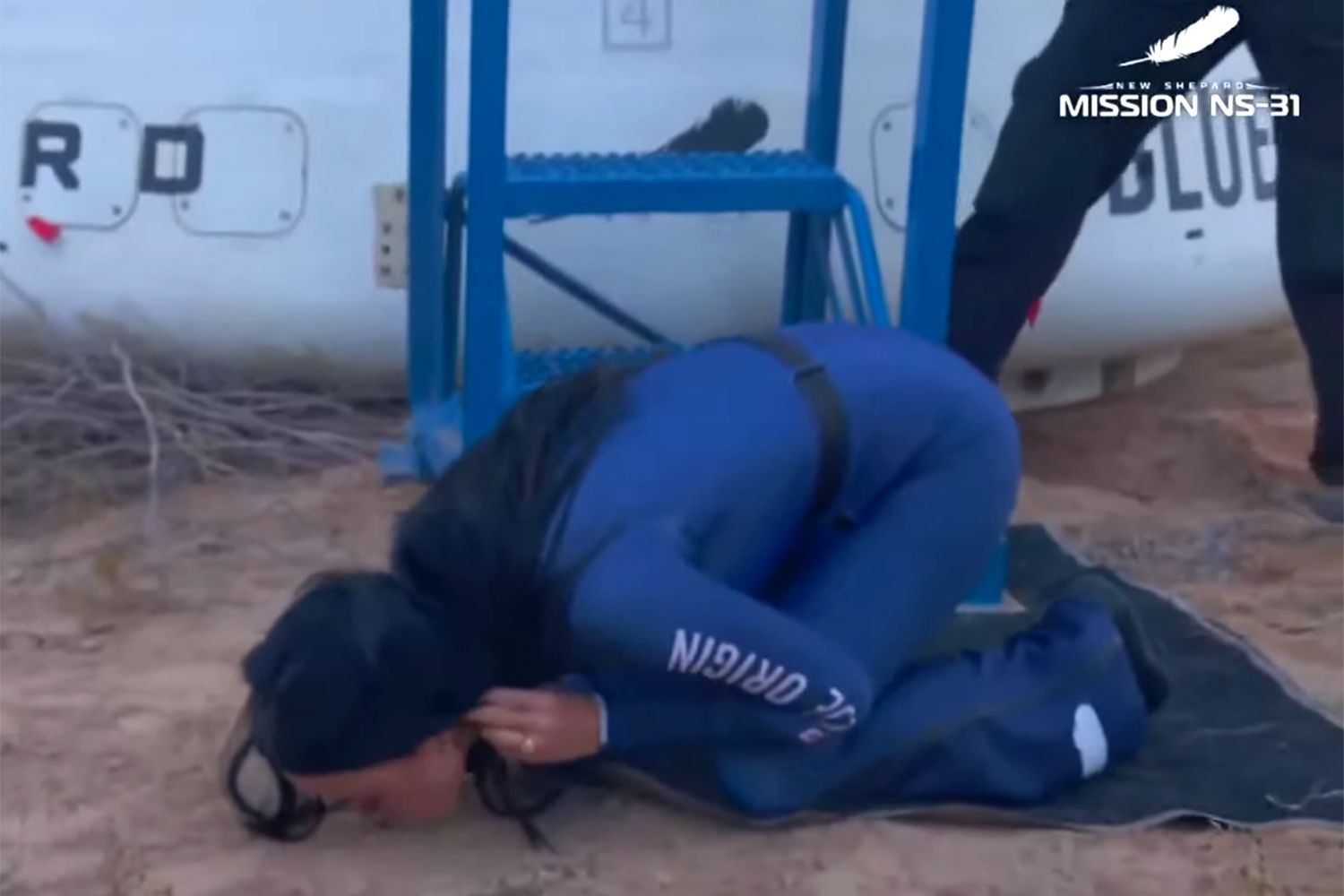 Katy Perry Sang 'What a Wonderful World' During Blue Origin Rocket Ride ...