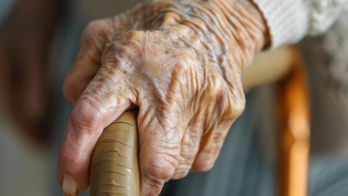 Social Security Reform: What is the risk of increasing the retirement age?