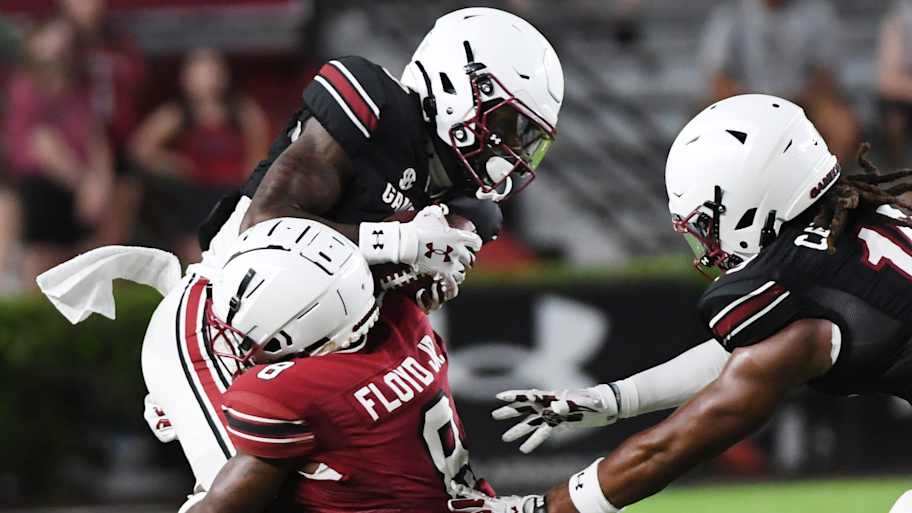 South Carolina's Emory Floyd Plans to Enter the Transfer Portal