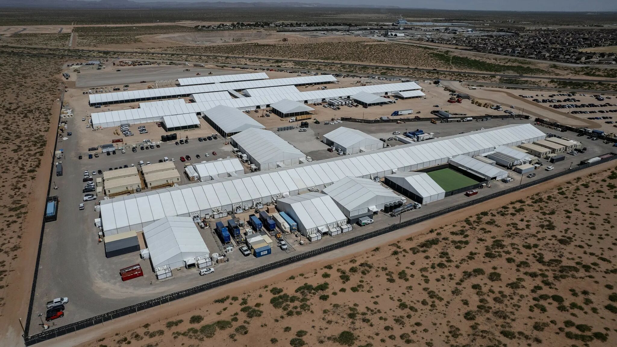 Meet the tent company eyeing billions in Trump's deportation plans