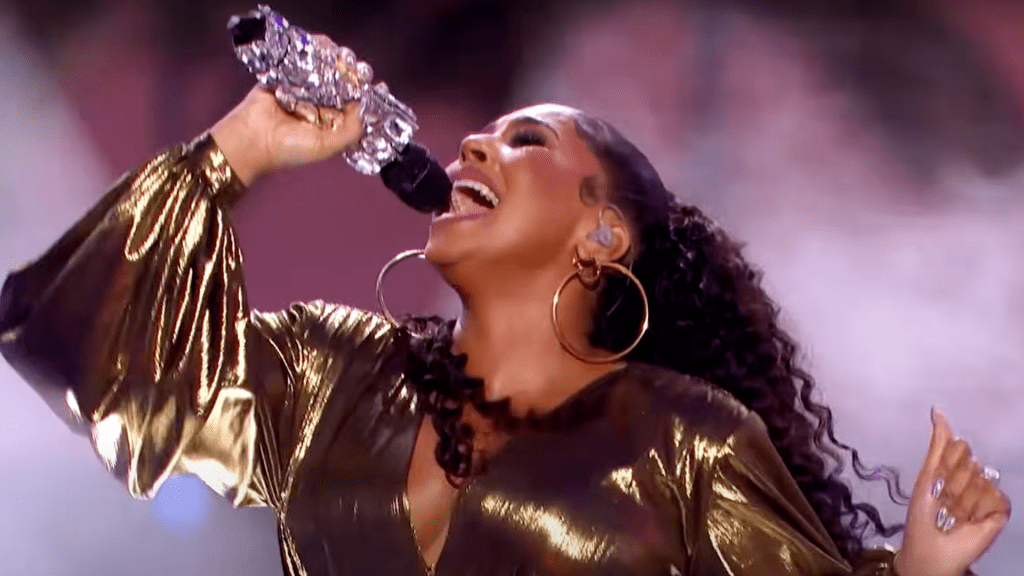 Ashanti Gives Masterclass In Performance On ‘American Idol'