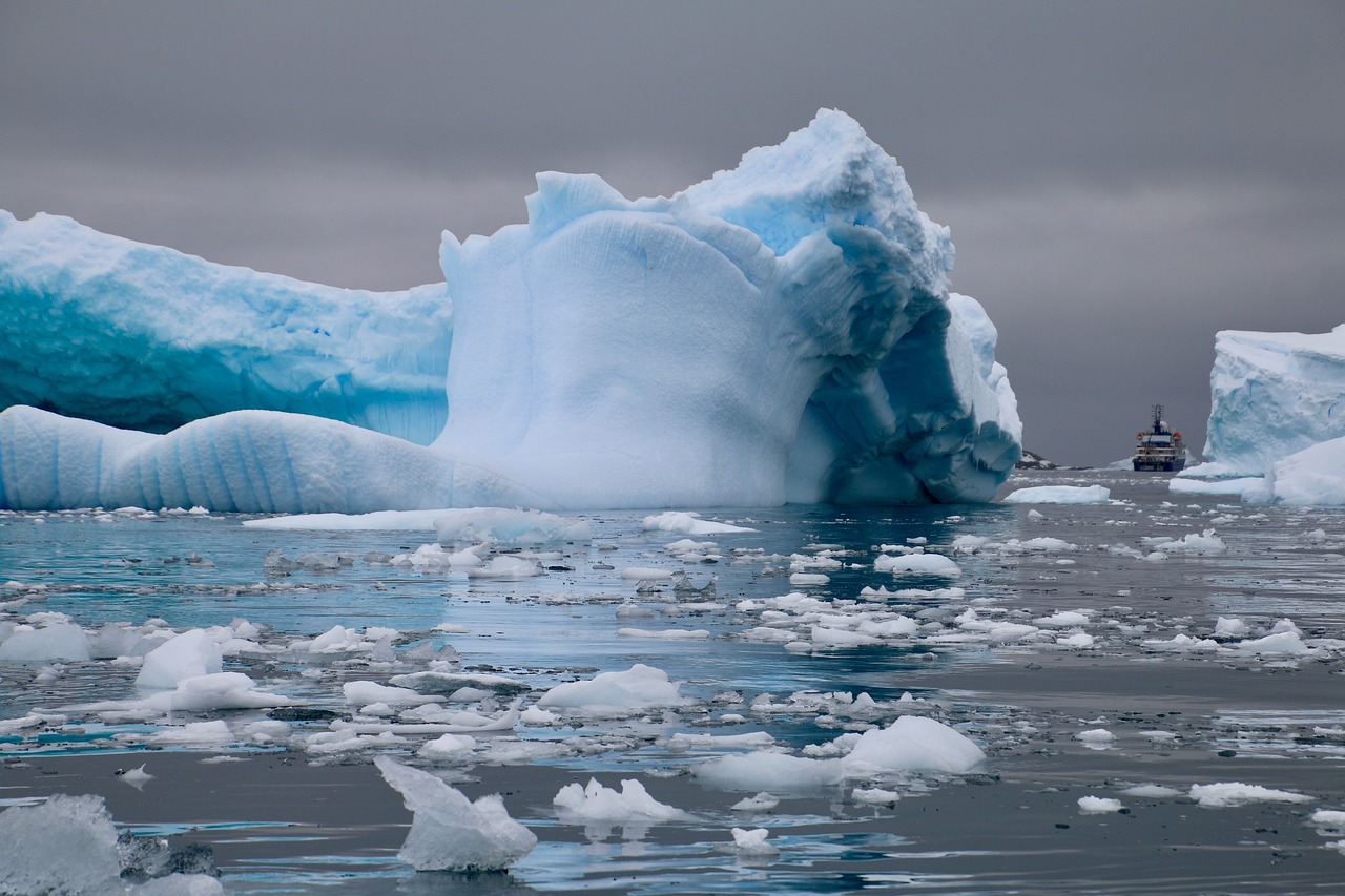 Scientists Investigate Antarctica’s Subglacial Water Networks