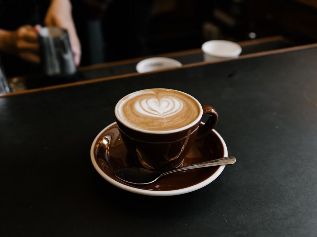 6 Valuable Coffee Mugs and Teacups That Are Worth Collecting