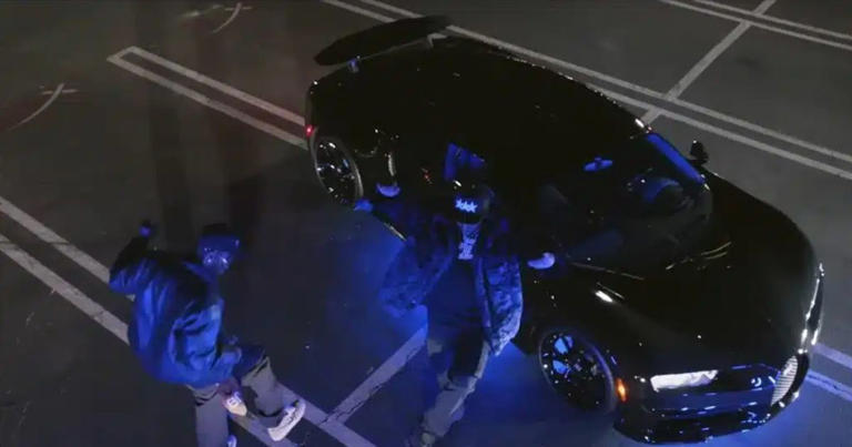 Ce rappeur achète une Bugatti Chiron pour un clip