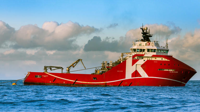 What Is The World's Largest Tugboat And How Much Weight Can It Move?