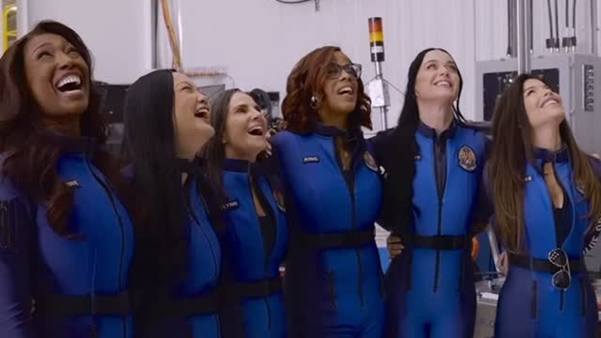 Lauren Sánchez, Katy Perry, Gayle King, more scream on-board as they ...