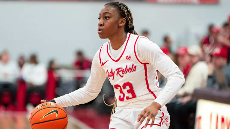 Lady Rebels Top Scorer Amarachi Kimpson Transfers To Miami Hurricanes