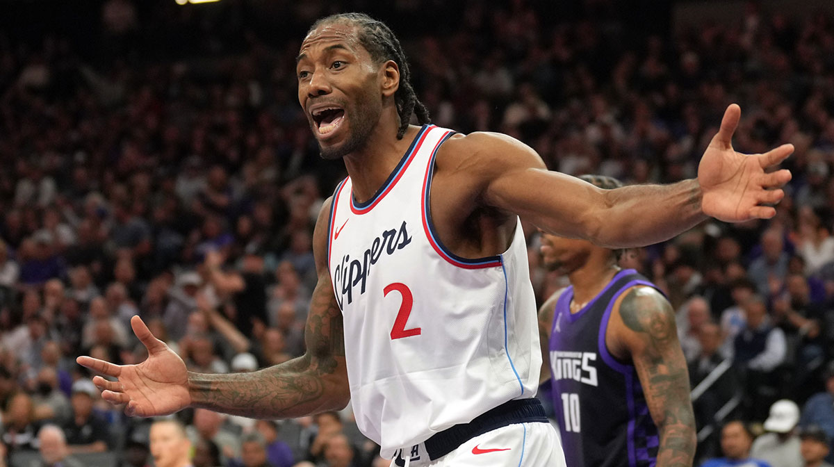 Clippers rumors: Uncle Dennis’ texts add fuel to Kawhi Leonard controversy