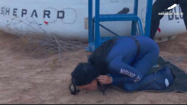 Katy Perry, Gayle King kiss the ground after exiting Blue Origin space ...